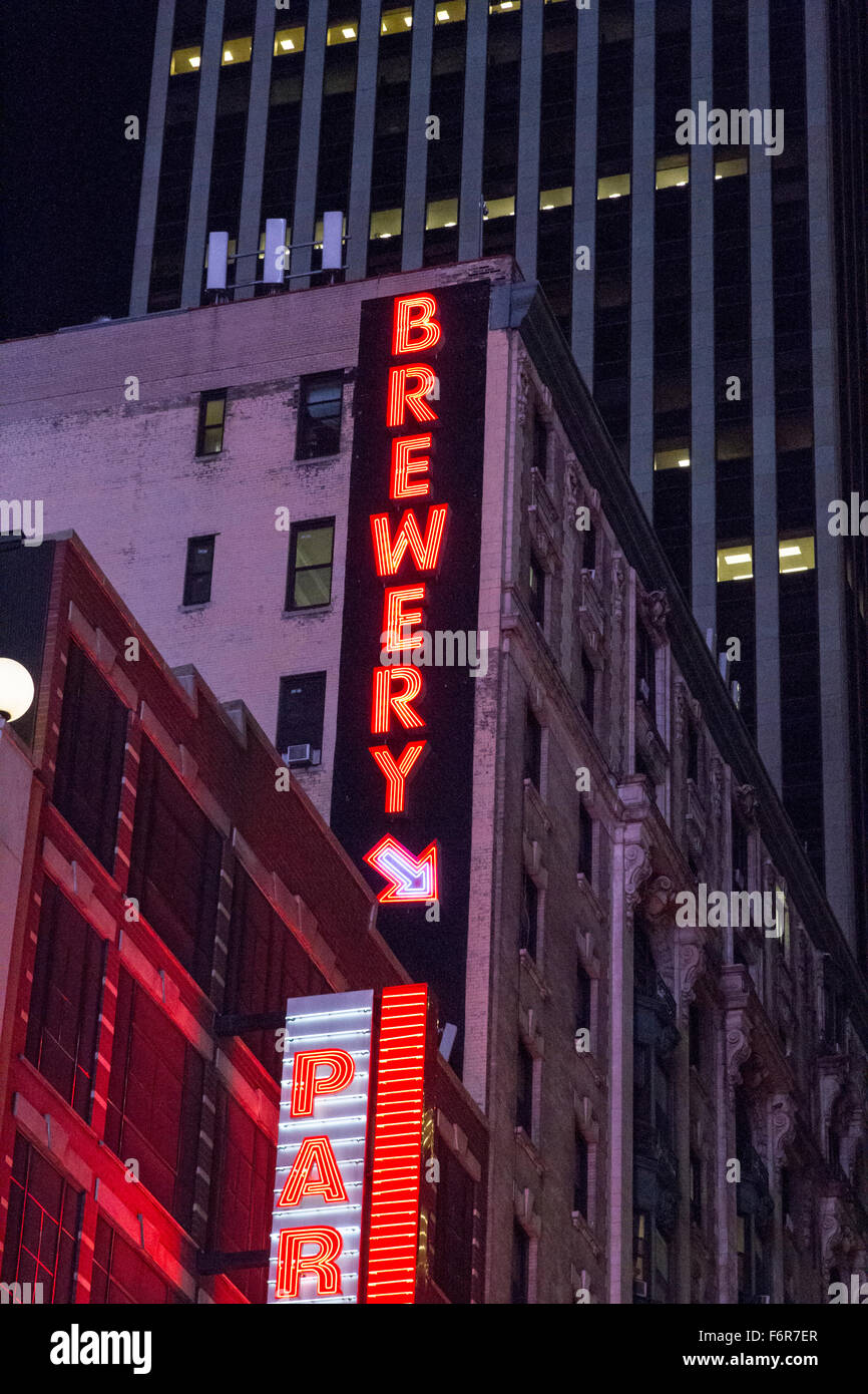 Neon Signs New York City Stock Photo - Alamy