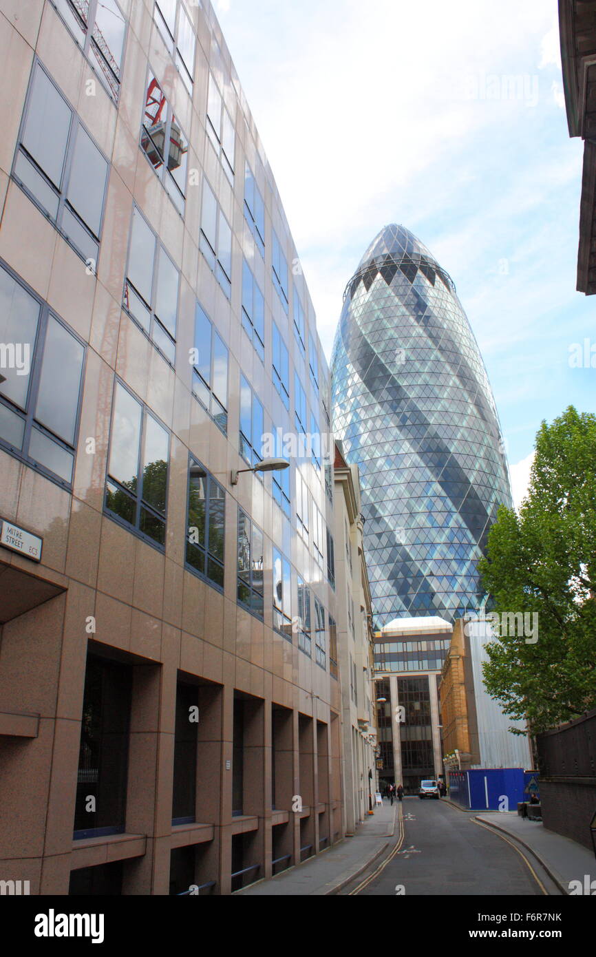 The Gherkin in London, UK, 30 St Mary Axe Stock Photo - Alamy
