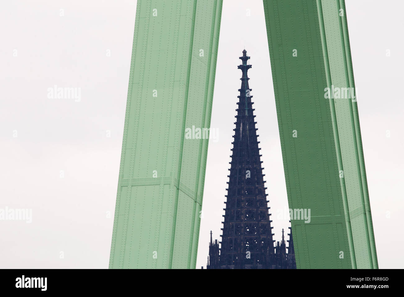 Cologne, Germany. 6th Nov, 2015. The spire of Cologne Cathedral stands ...
