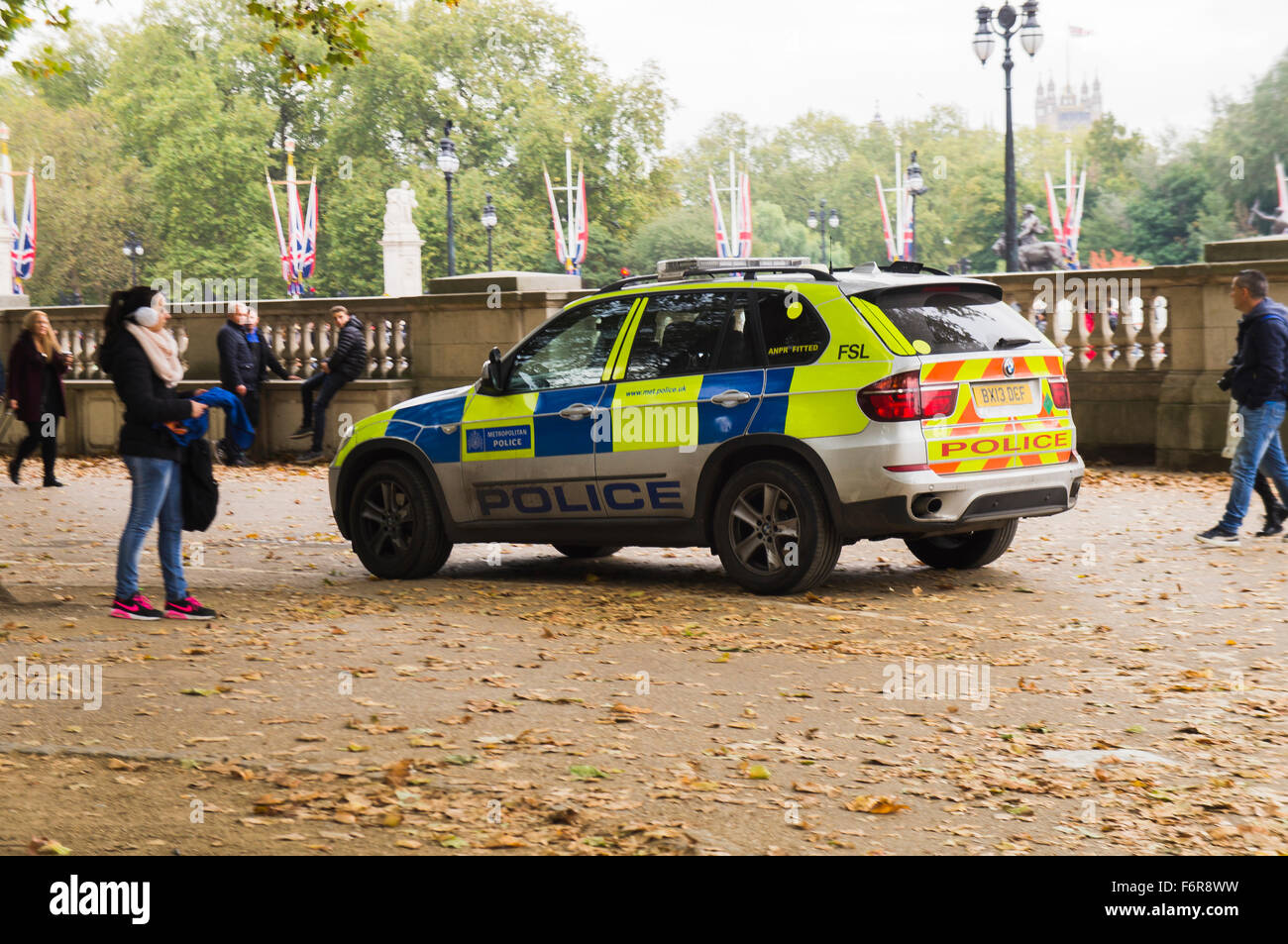 Metropolitan Police BMW X5 ARV, Armed Response Vehicle Stock Photo - Alamy