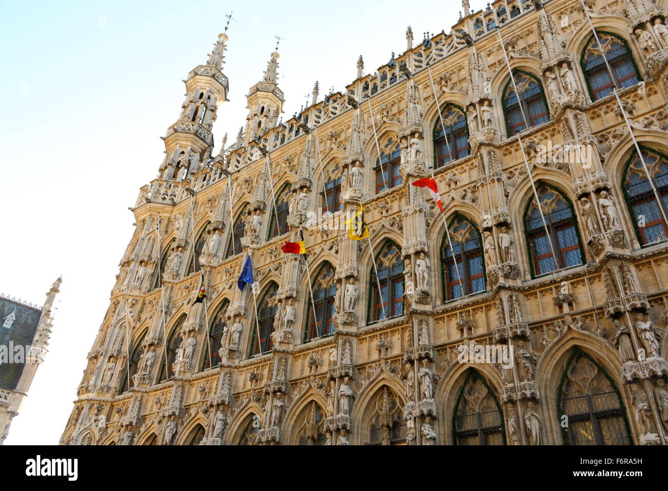 Front of mason hall hi-res stock photography and images - Alamy