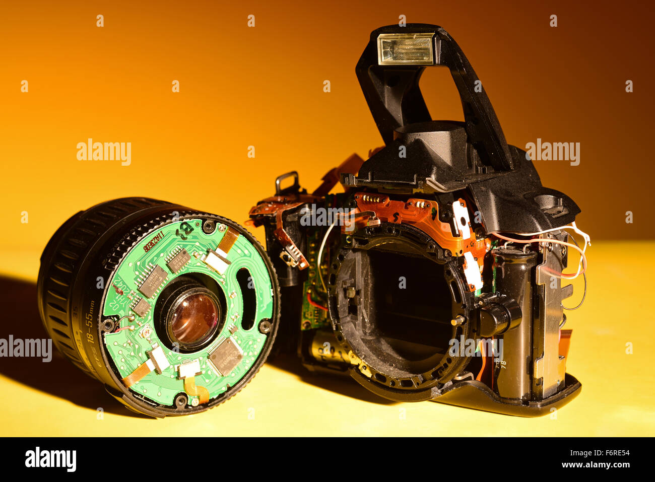Broken camera lens hi-res stock photography and images - Alamy