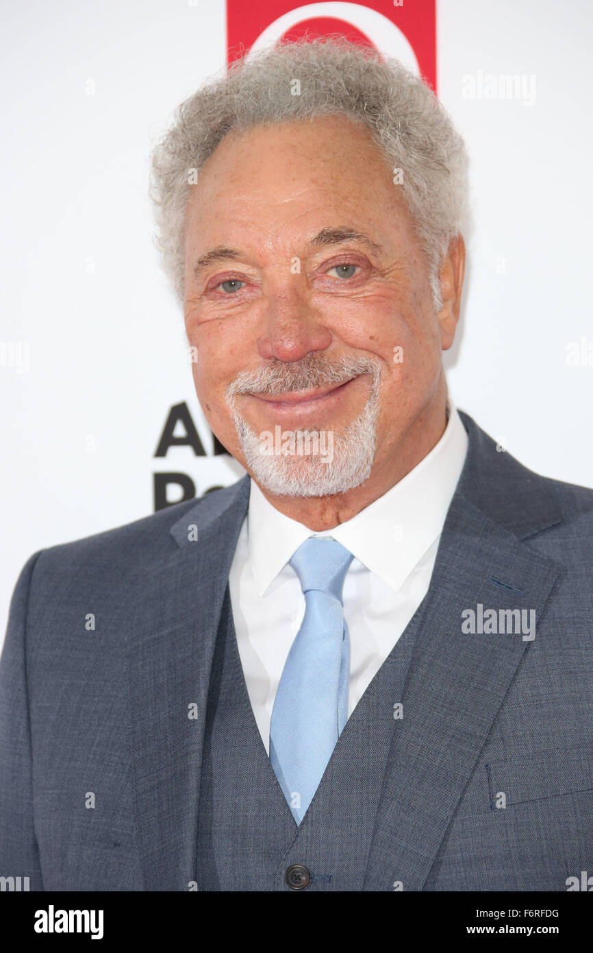 Tom jones hi-res stock photography and images - Alamy