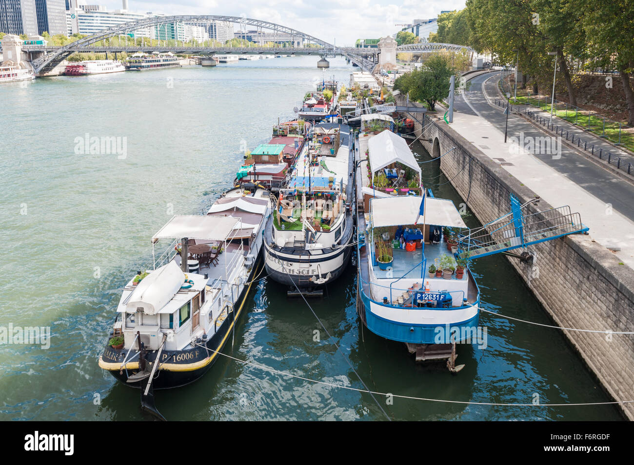 France, Paris, barges on the Seine river Stock Photo - Alamy