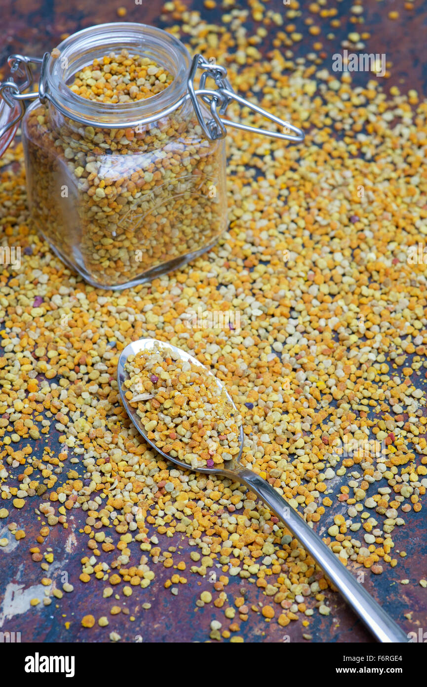 Pollen texture hi-res stock photography and images - Alamy