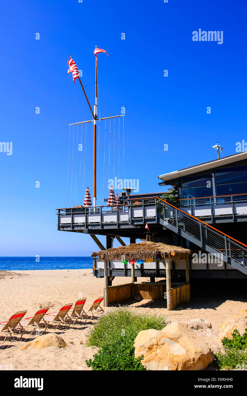 The Very classy Santa Barbara Yacht Club overlooking the beach and ...