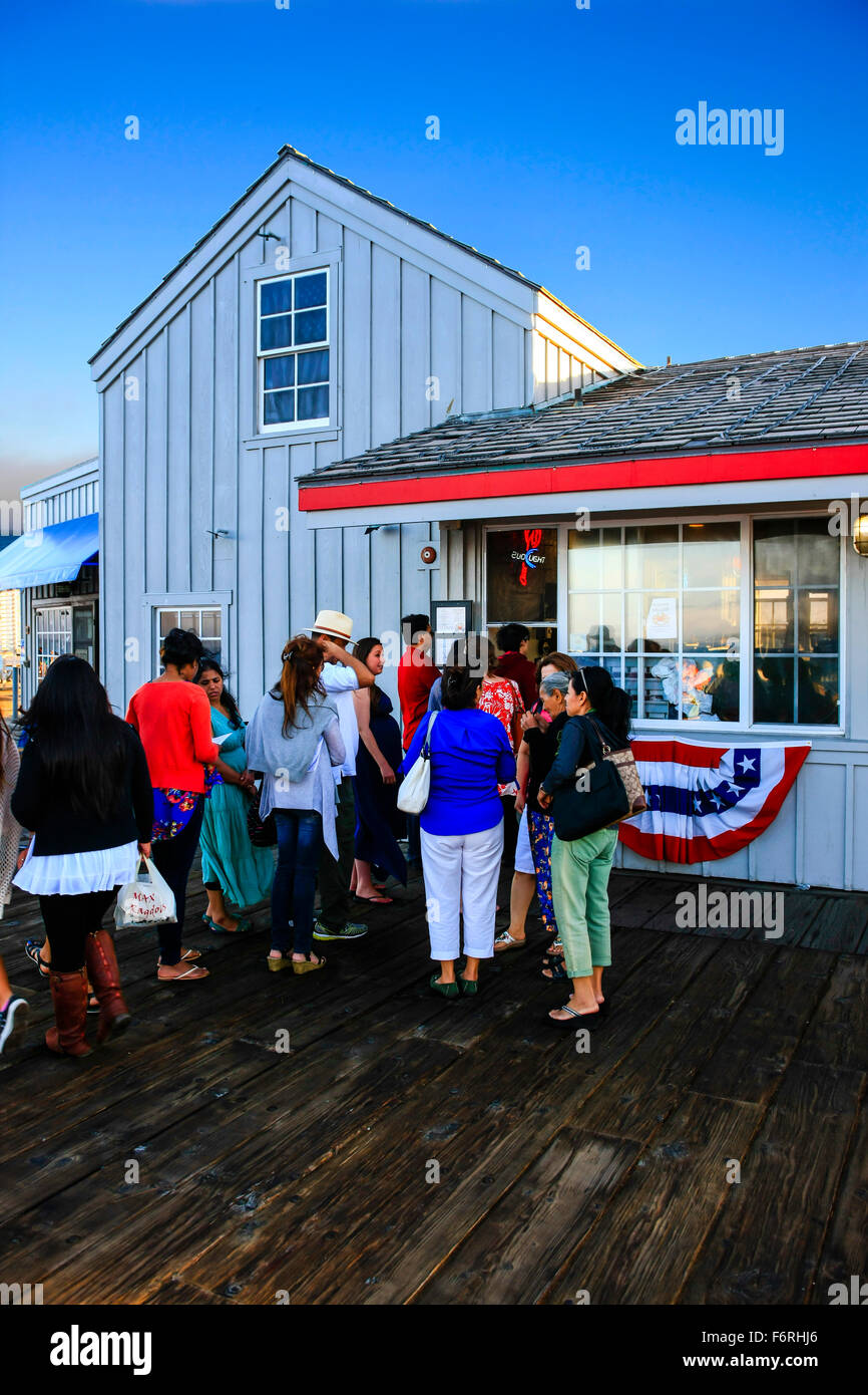 Seat line up hi-res stock photography and images - Alamy