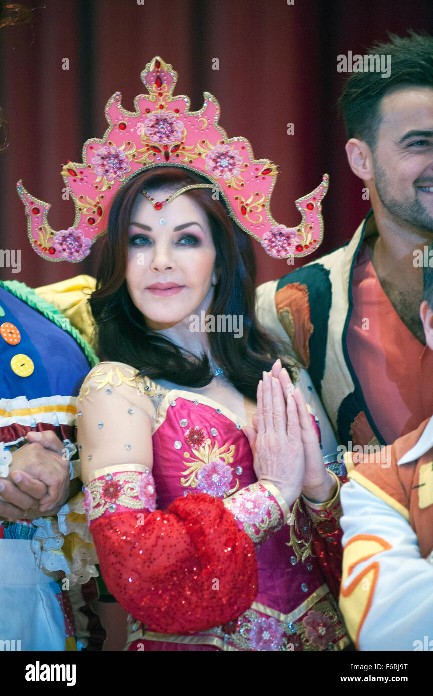 Priscilla mitchell High Resolution Stock Photography and Images - Alamy