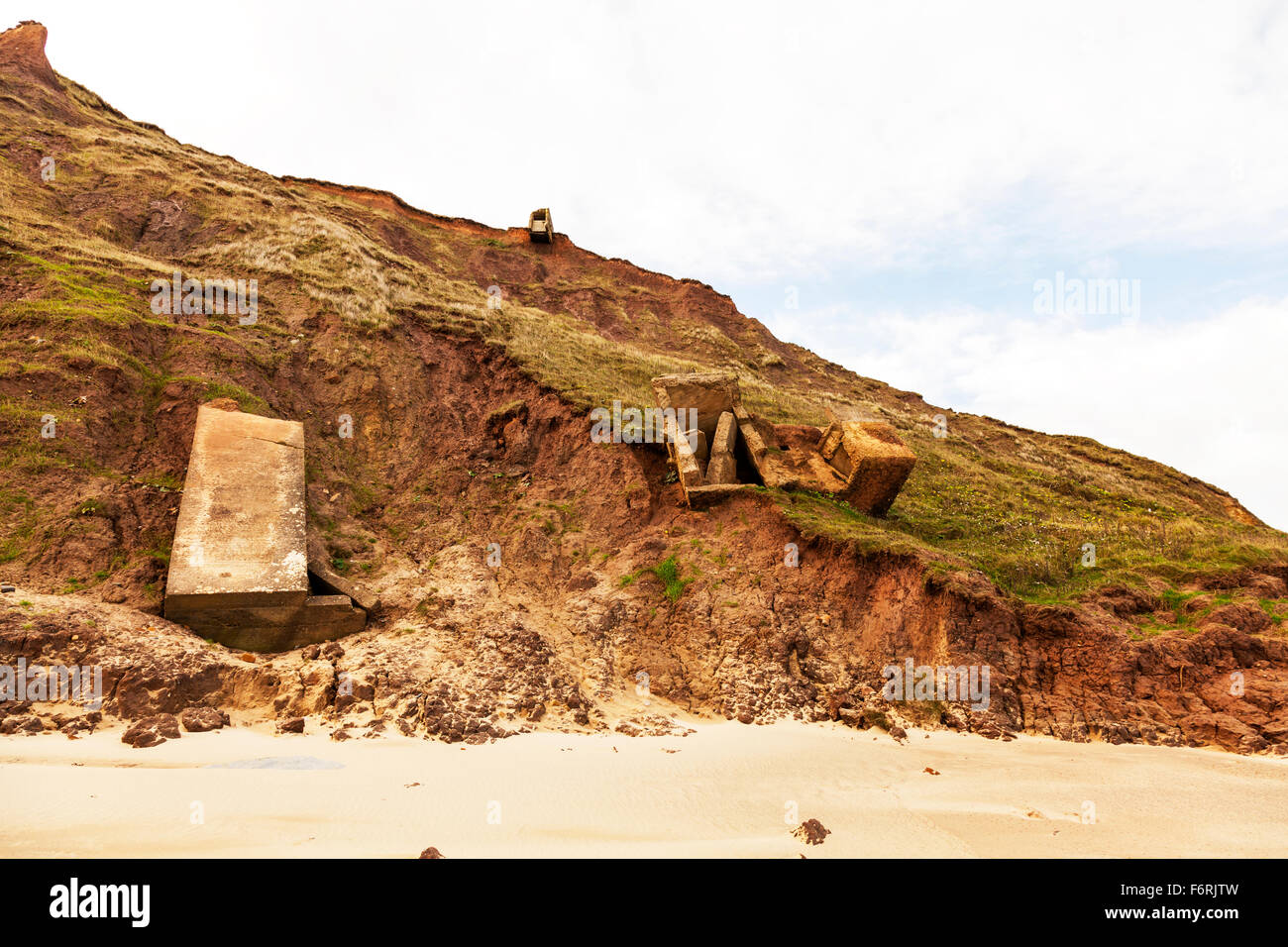 Cliff Erosion Uk Stock Photos & Cliff Erosion Uk Stock Images - Alamy