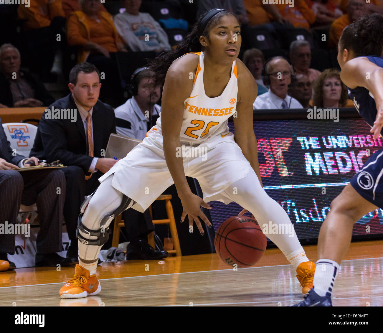 Tea cooper hi-res stock photography and images - Alamy