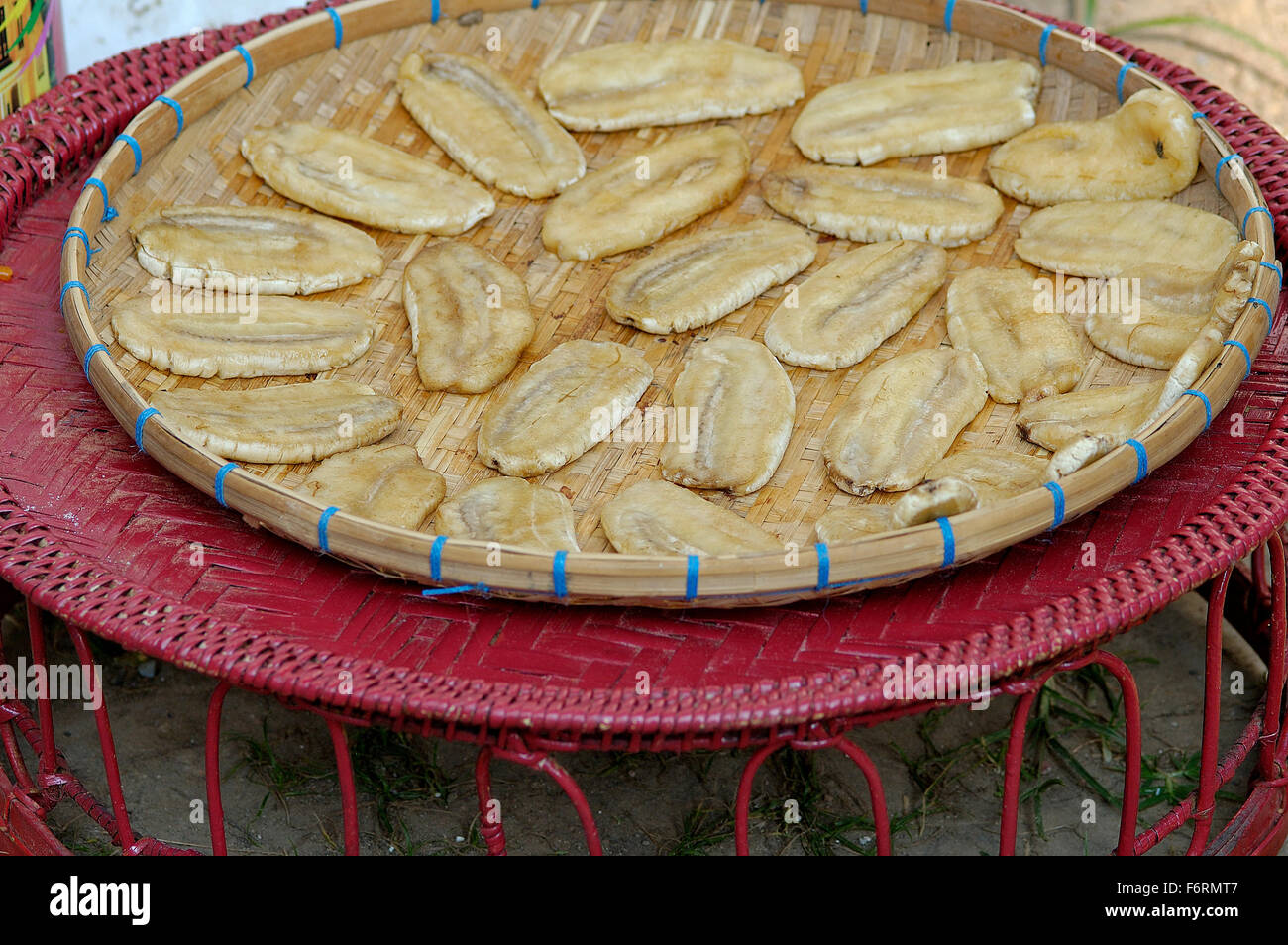 dried banana slides in basket Stock Photo - Alamy