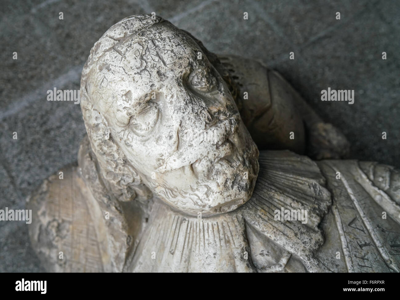 Alabaster statue hi-res stock photography and images - Alamy