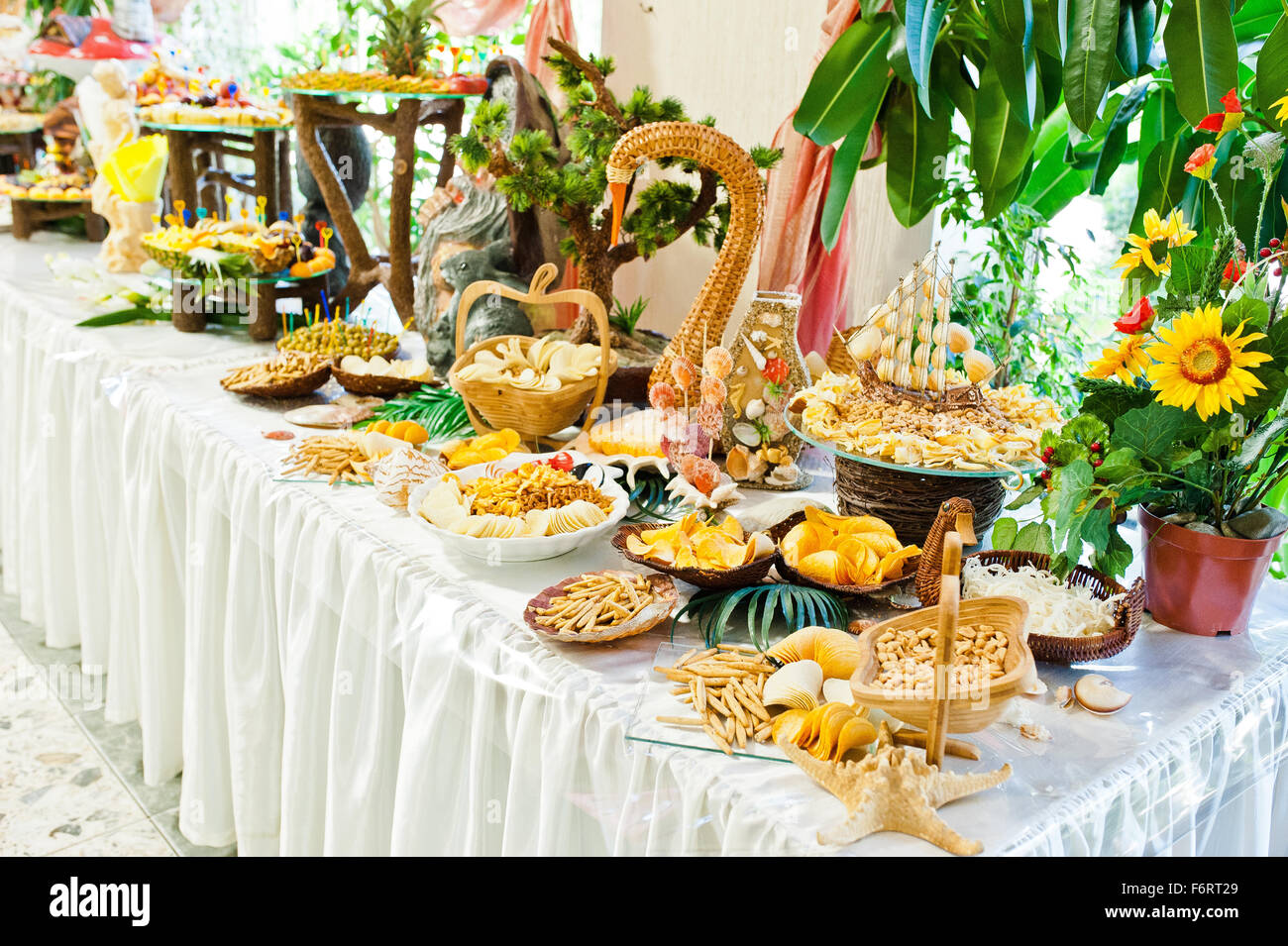 Snacks For Wedding Party Honestweddingadvice