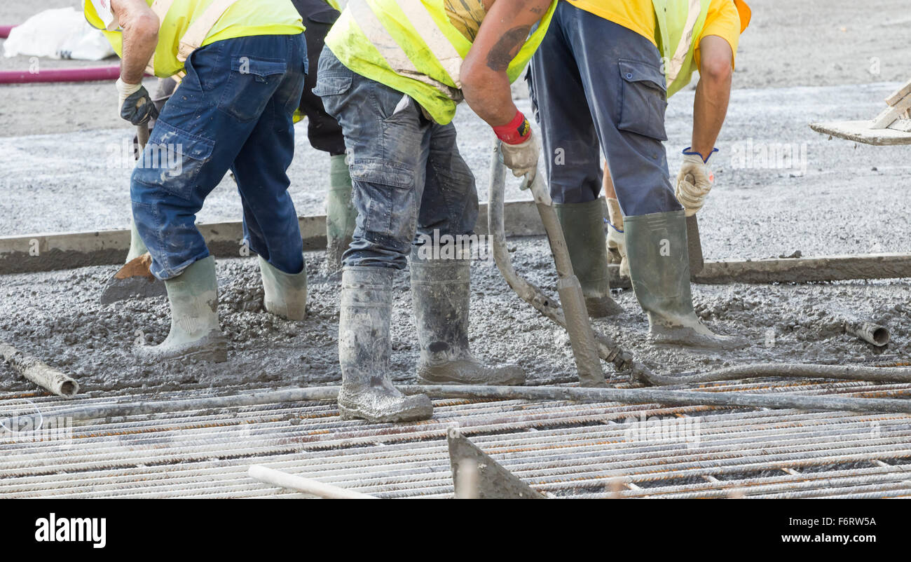 Concrete air bubbles hi-res stock photography and images - Alamy