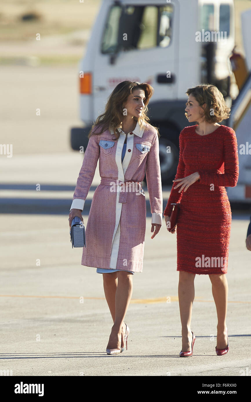 Madrid, Spain. 19th Nov, 2015. King Felipe VI of Spain and Queen ...