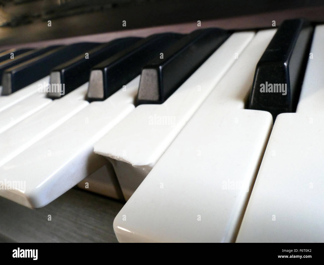 Broken musical equipment hi-res stock photography and images - Alamy