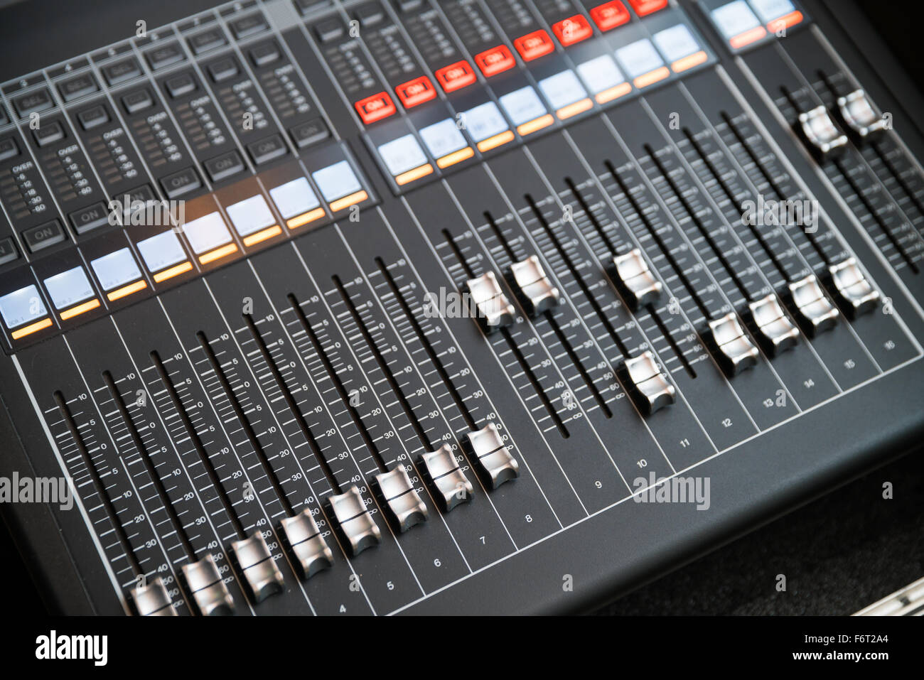CLOSE DETAIL AND MACRO OF A SOUND AUDIO MIXING DESK Stock Photo - Alamy