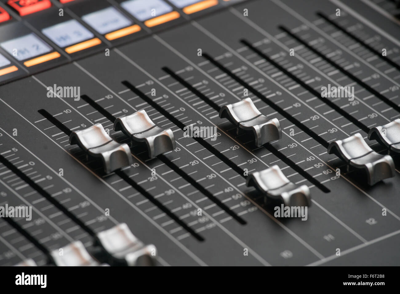 CLOSE DETAIL AND MACRO OF A SOUND AUDIO MIXING DESK Stock Photo - Alamy