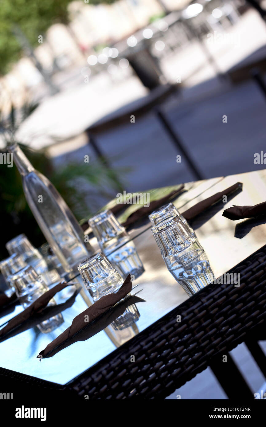 Terrace set hi-res stock photography and images - Alamy