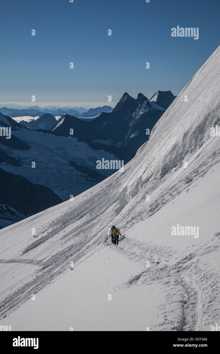 Vertical shot person mountain hi-res stock photography and images - Alamy