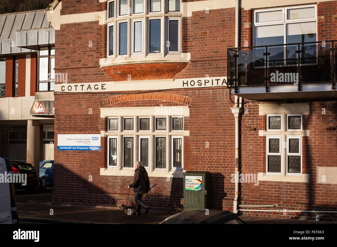 Old cottage hospital hi-res stock photography and images - Alamy
