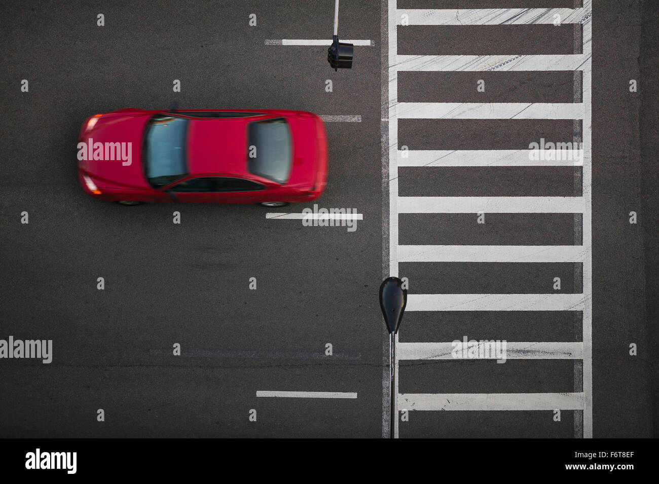 Car driving on street hi-res stock photography and images - Alamy