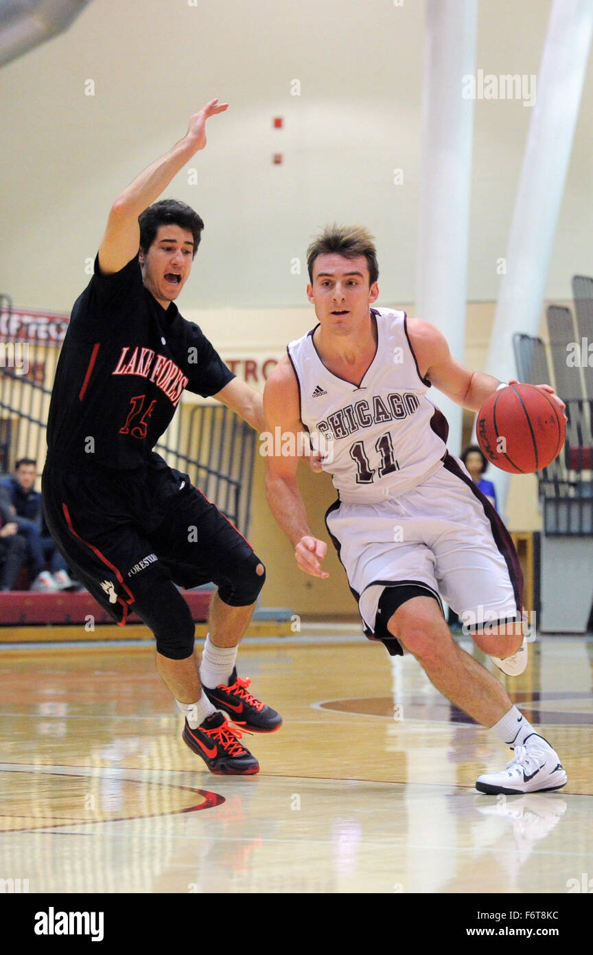 Chicago, IL, USA. 17th Nov, 2015. Chicago guard Tyler Howard (11 ...