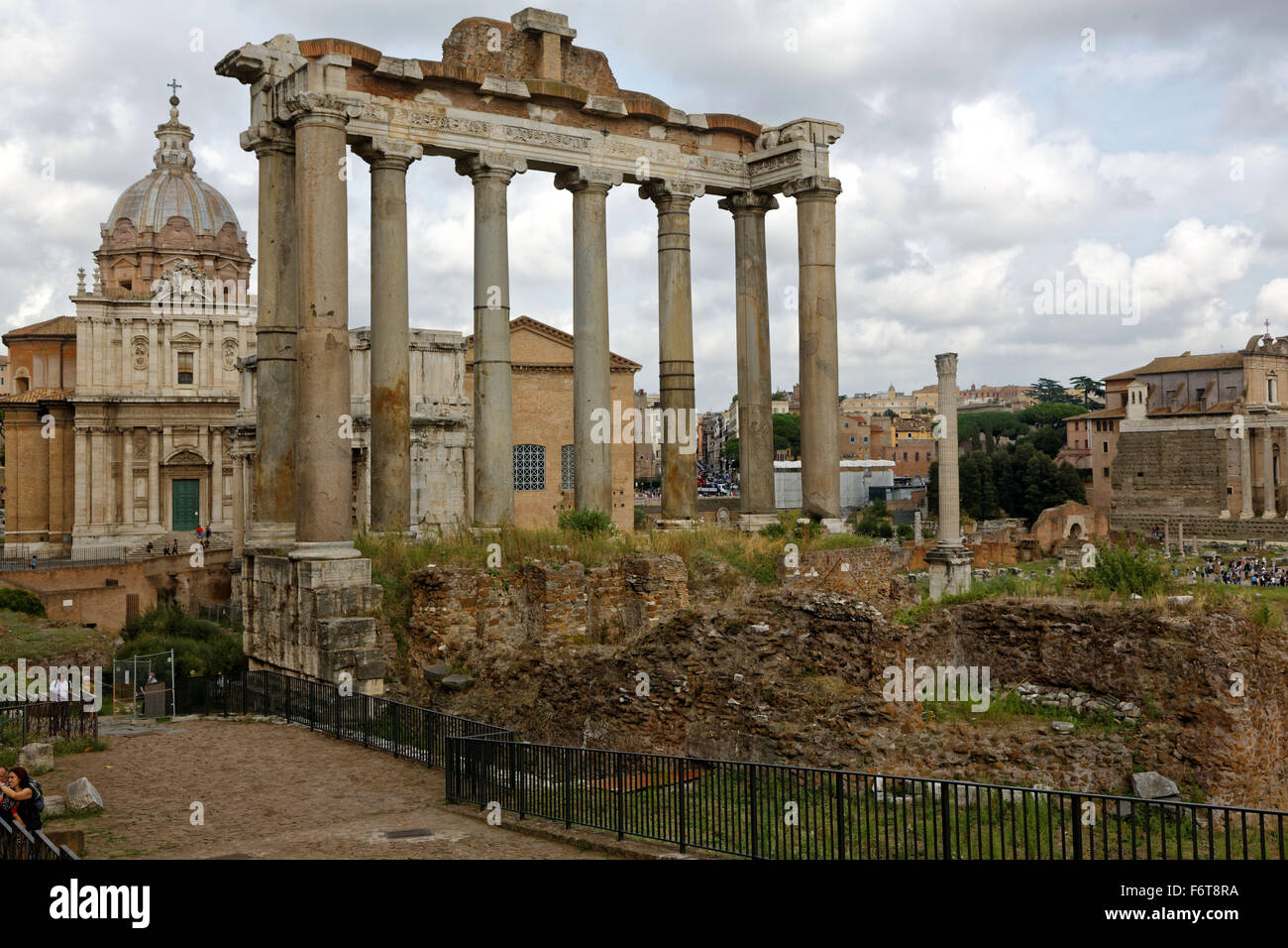 The Temple of Saturn in the Roman Forum, Rome, Italy Stock Photo - Alamy