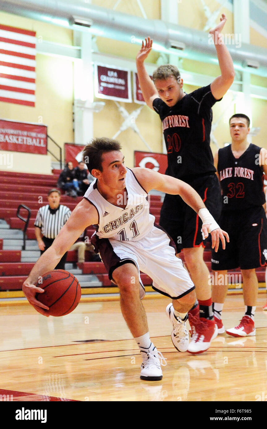 Chicago, IL, USA. 17th Nov, 2015. Chicago guard Tyler Howard (11) saves ...