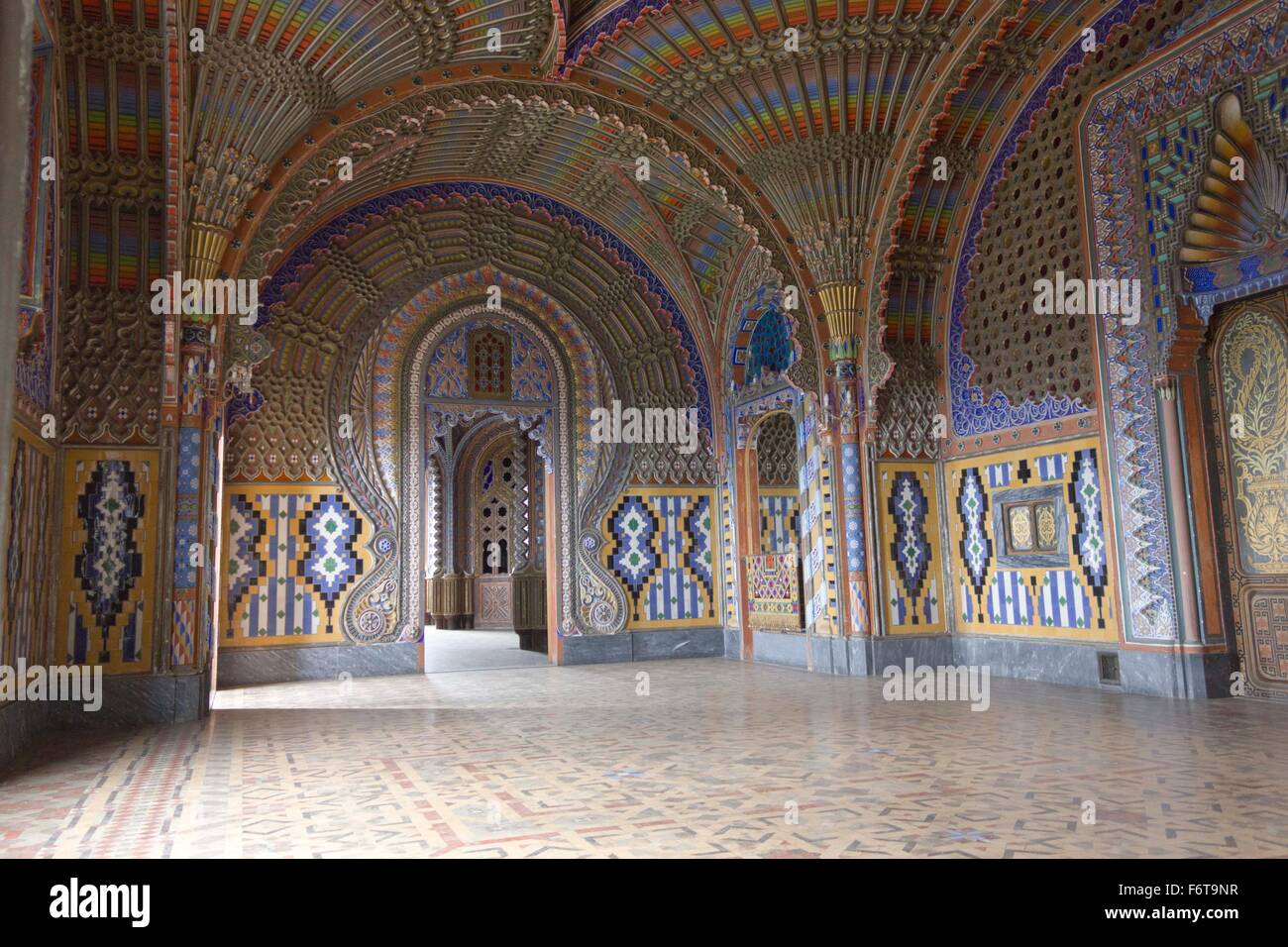 Greek polychrome architecture hi-res stock photography and images - Alamy