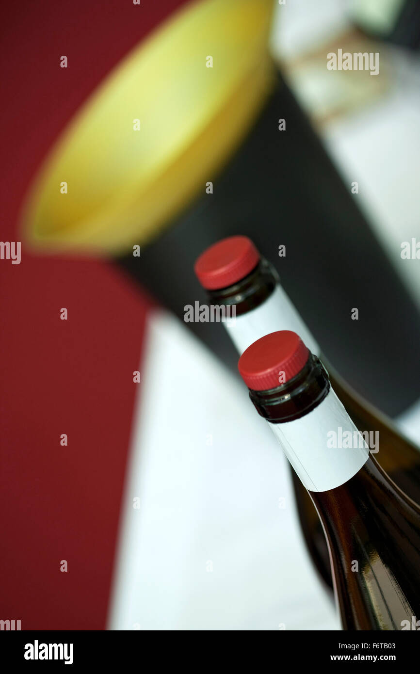 Spittoon hi-res stock photography and images - Alamy