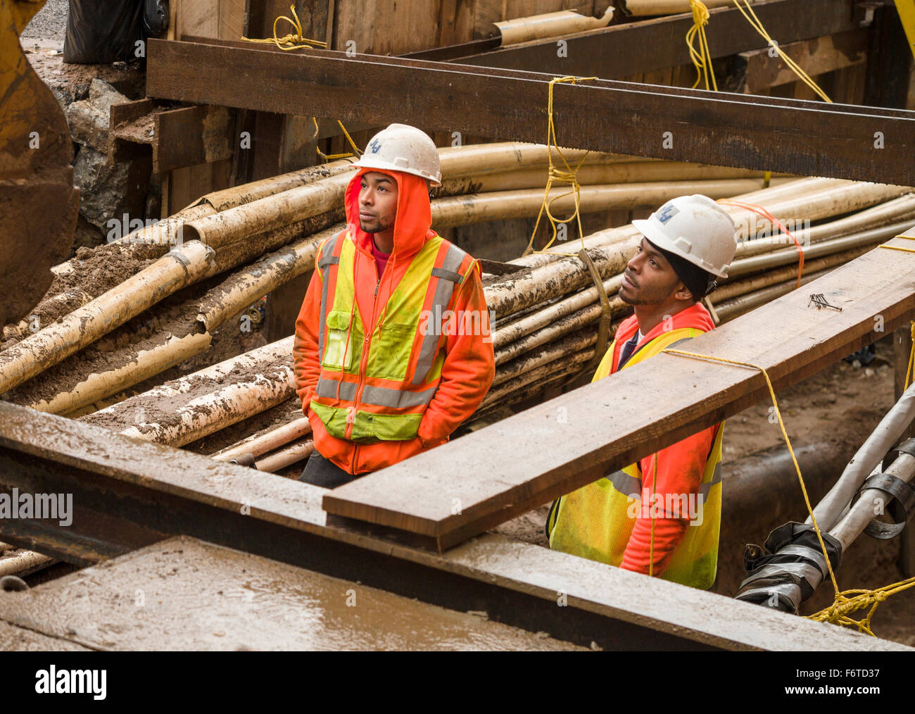 Working at ground level hi-res stock photography and images - Alamy