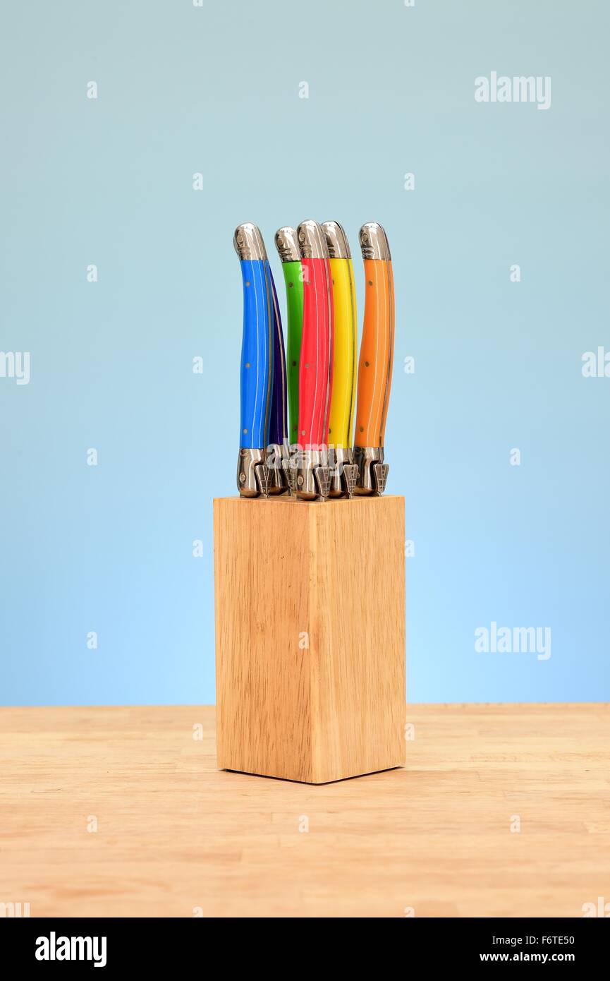 A studio photo of steak knives Stock Photo - Alamy