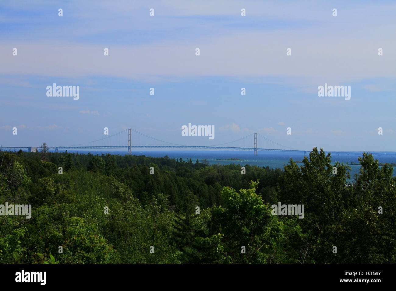 Bridge to the upper peninsula of Michigan Stock Photo - Alamy