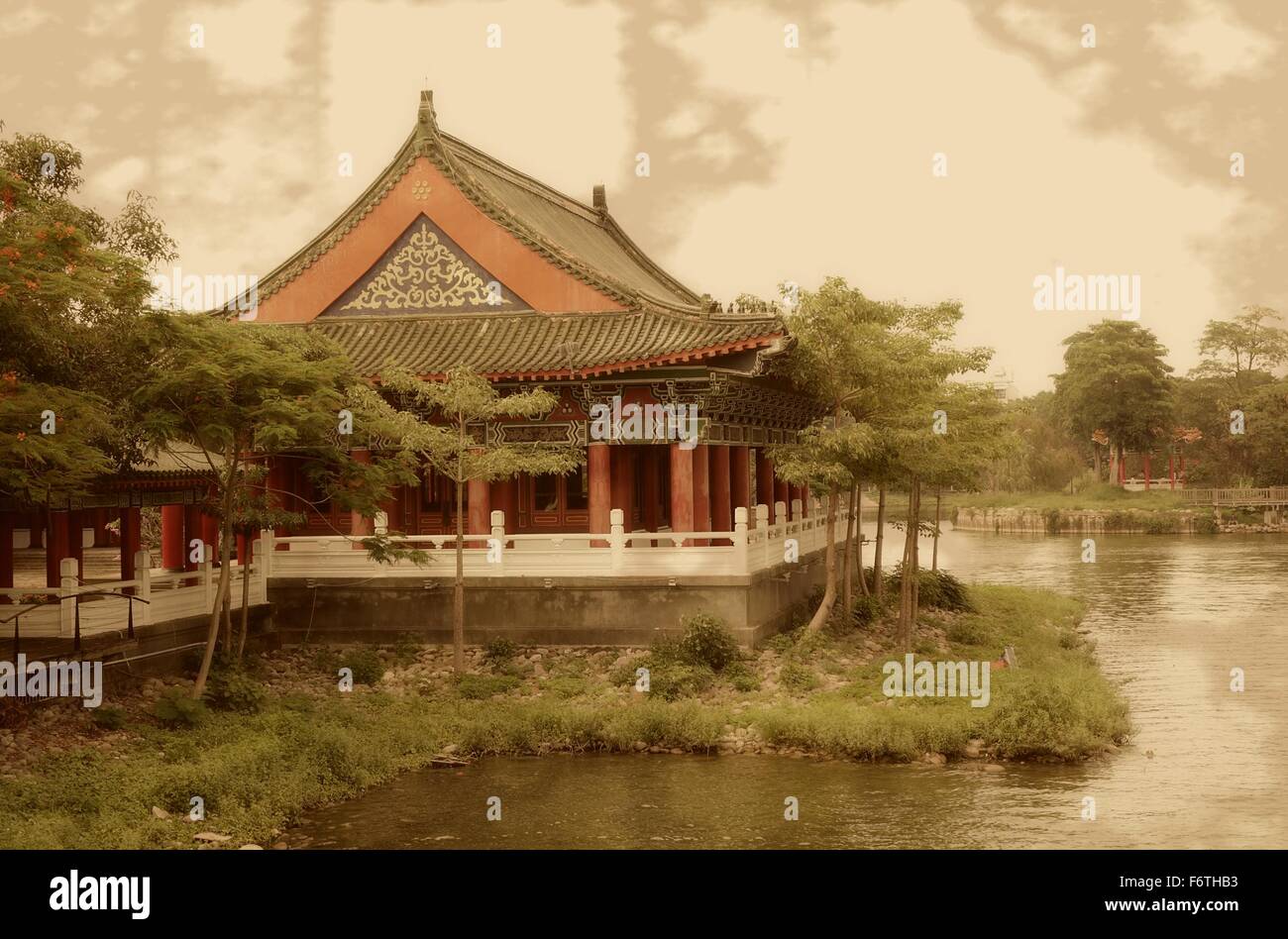 Vintage temple hi-res stock photography and images - Alamy