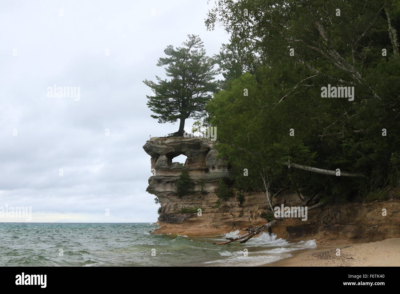 Pictured rocks national lakeshore hi-res stock photography and images ...