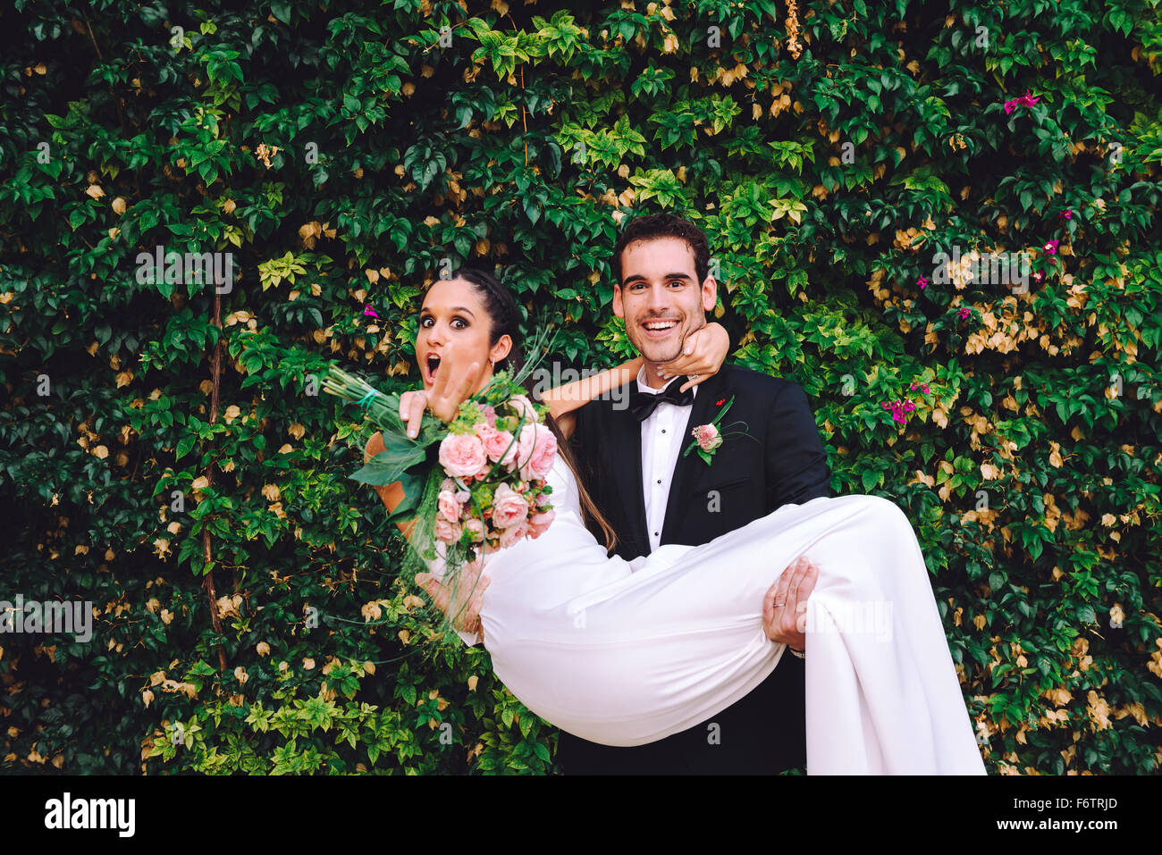 Excited bride hi-res stock photography and images - Alamy