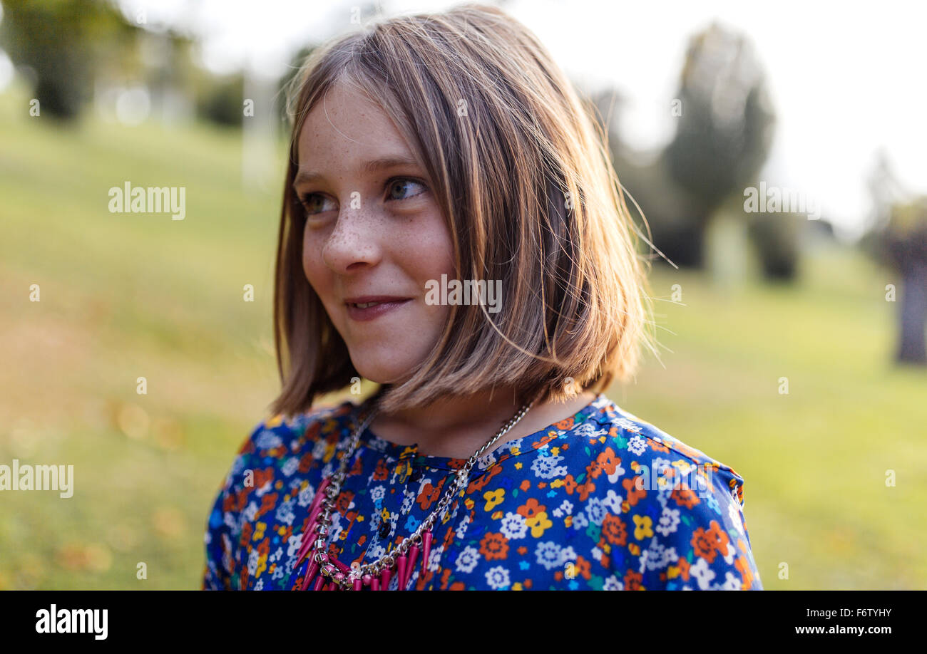 Portrait of smiling blond girl Stock Photo - Alamy