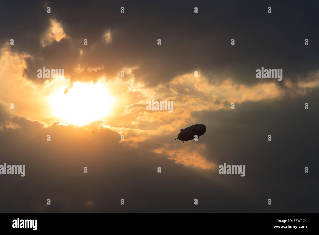 Zeppelin nt hi-res stock photography and images - Alamy