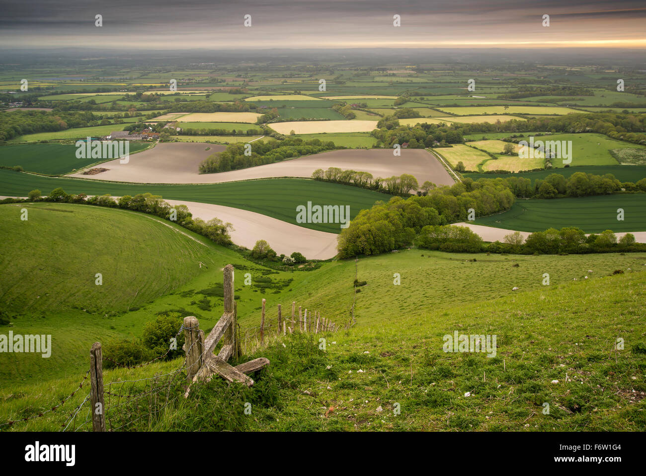 Sunrise over rolling English countryside landscape in Spring Stock ...