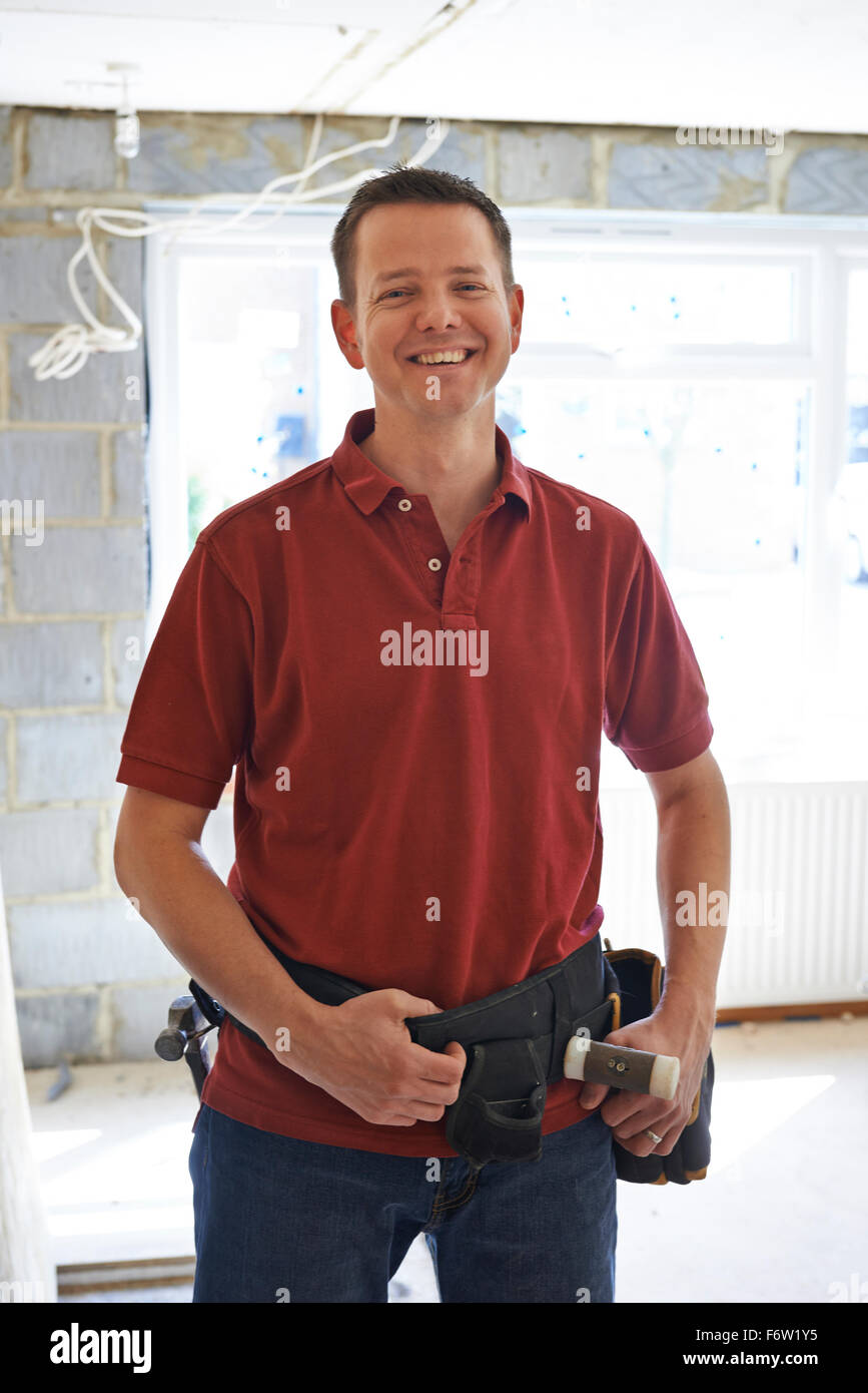 Man builder home interior hi-res stock photography and images - Alamy
