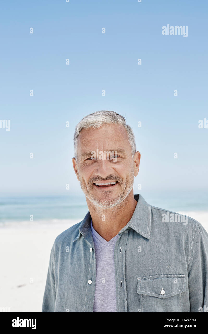 Best ager at the beach Stock Photo - Alamy