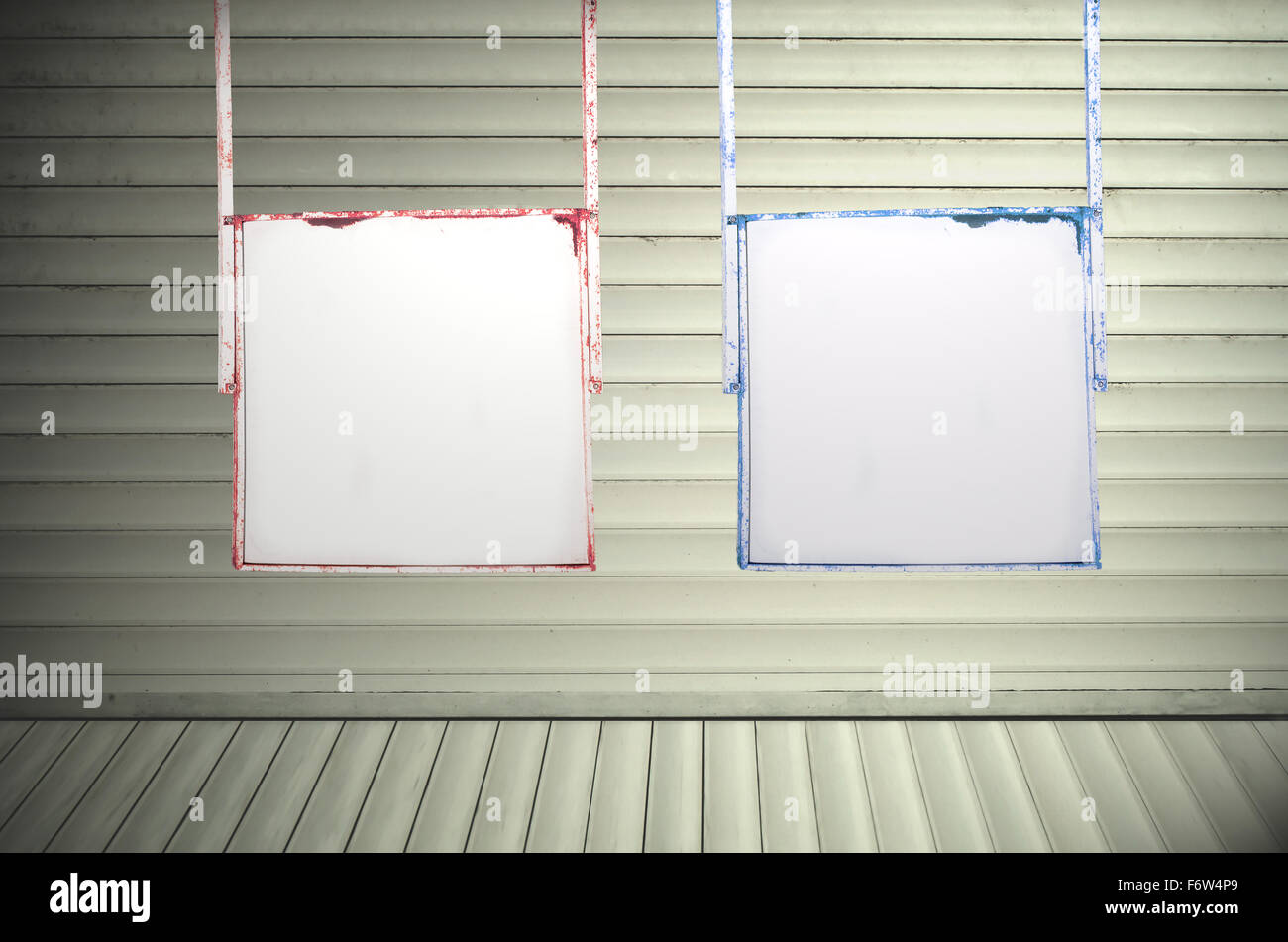 White horizontal wall tile hi-res stock photography and images - Alamy