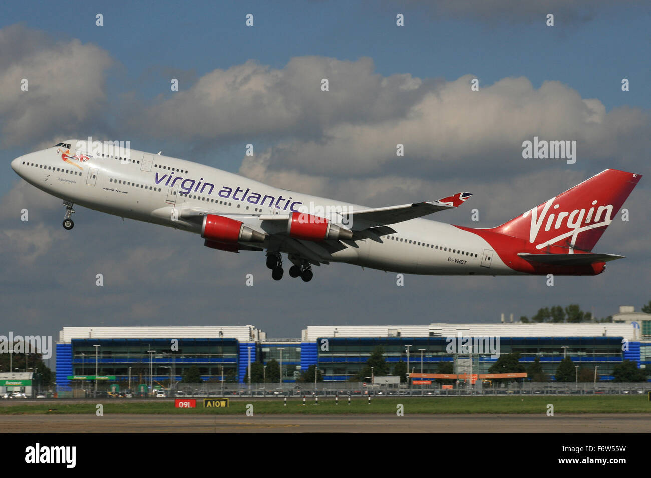 VIRGIN ATLANTIC 747 Stock Photo - Alamy