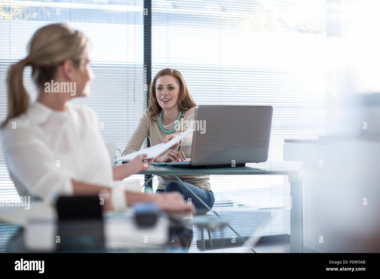 Exchanging technology hi-res stock photography and images - Alamy