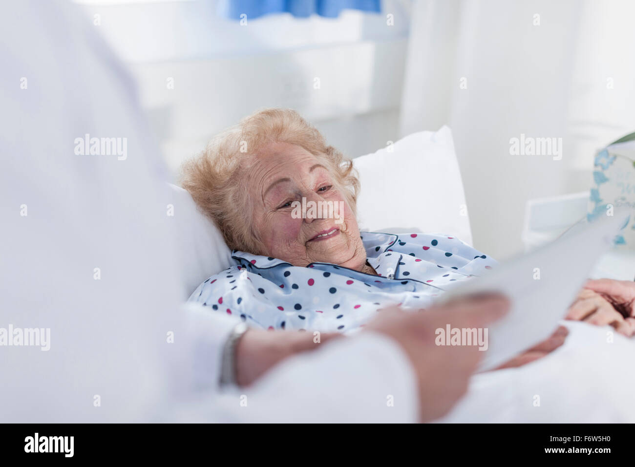 100 bed ward hi-res stock photography and images - Alamy