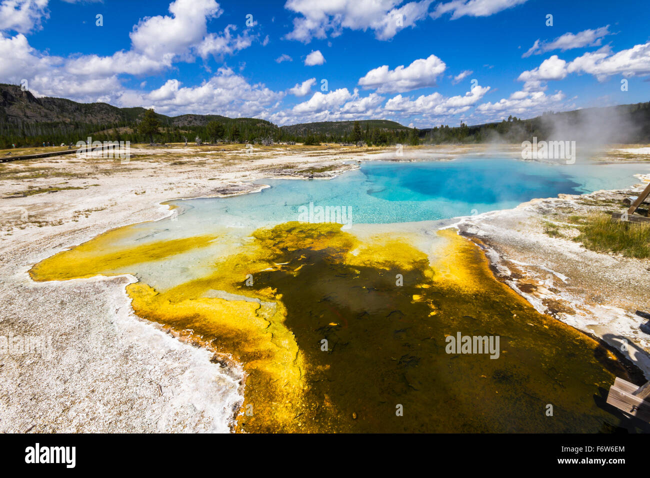 Yellowstone supervolcano hi-res stock photography and images - Alamy