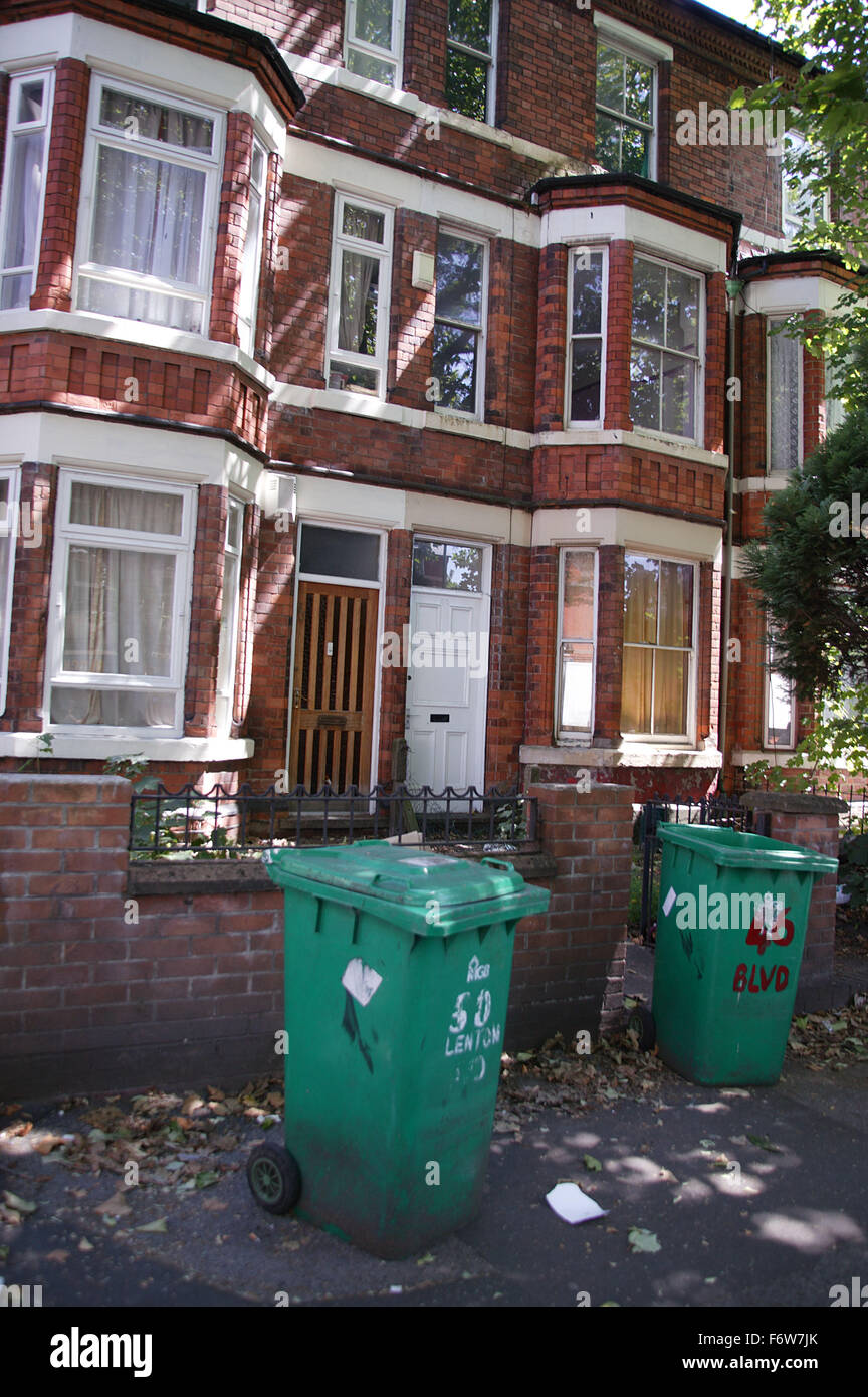 Terraced houses in the Lenton area of Nottingham Stock Photo - Alamy