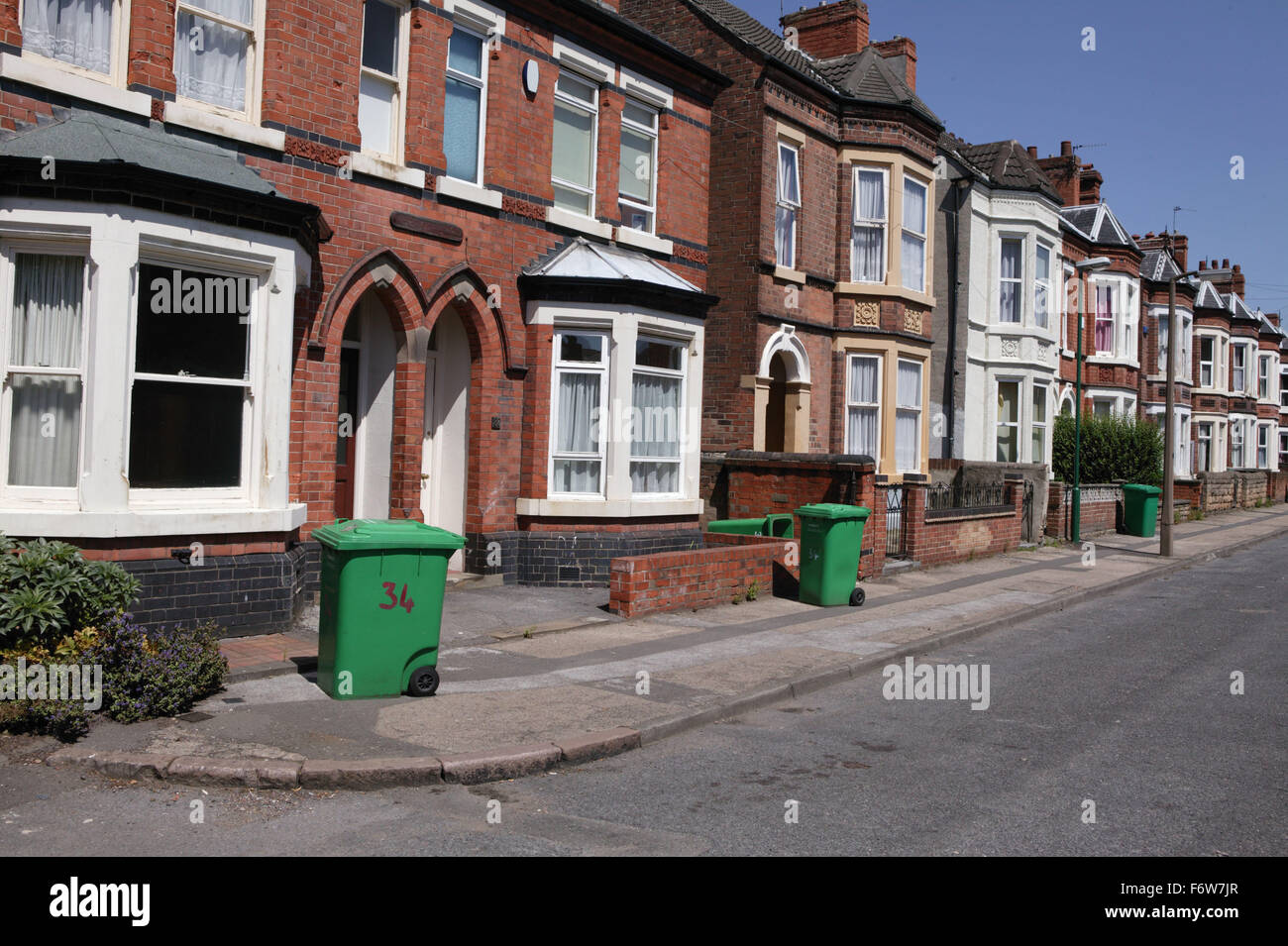 Victorian terraced house hi-res stock photography and images - Alamy