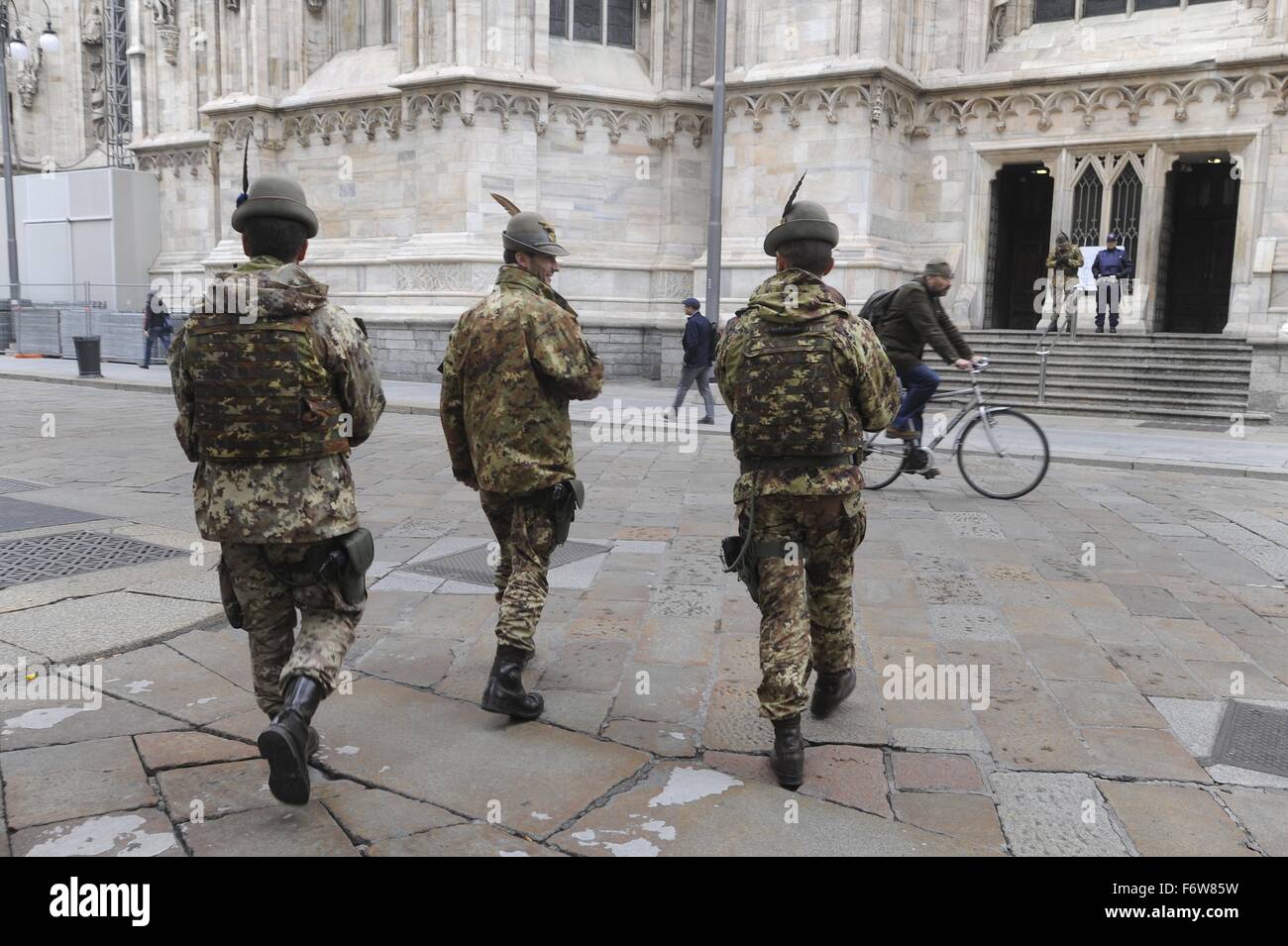 Milan, Italy. 19th November, 2015. The army in anti-terrorism security ...
